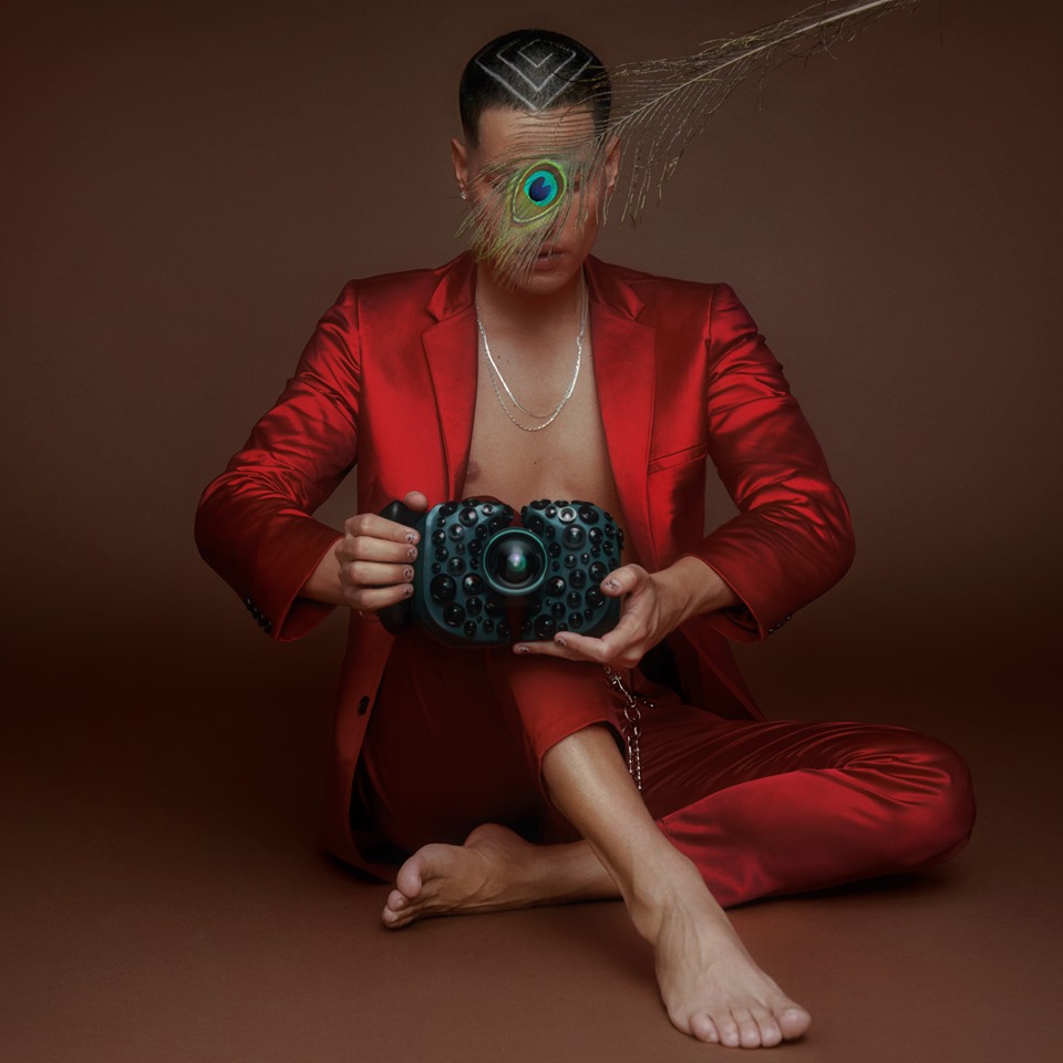 Crítica | "ft", Jaloo - Música Instantânea
