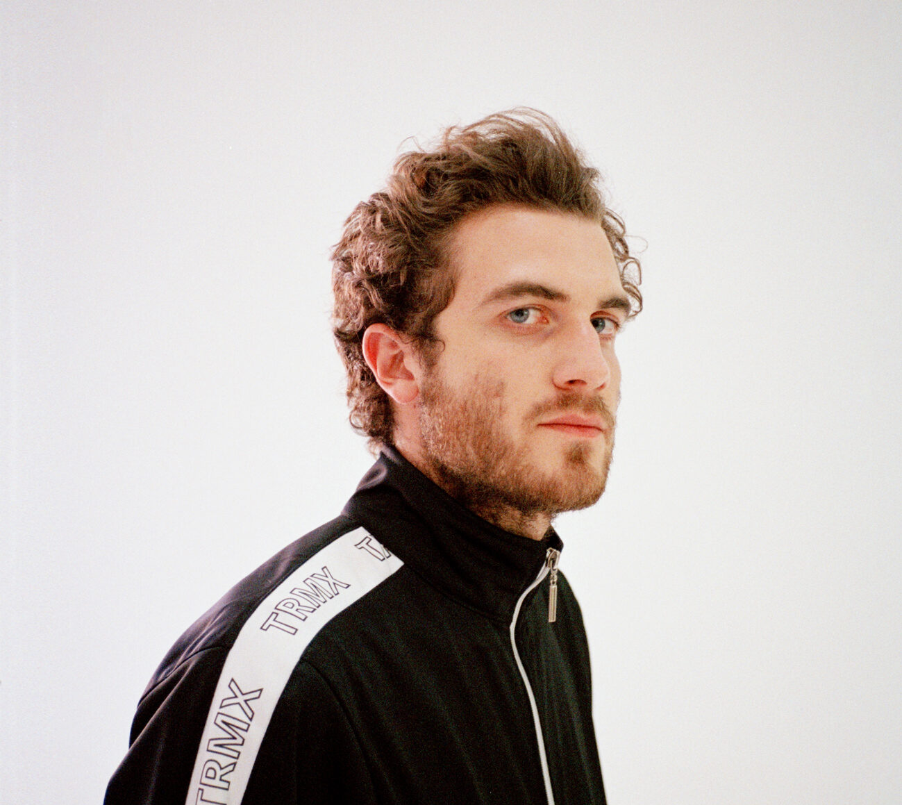 Ouça | Nicolas Jaar: "Piedras 1" / "Piedras 2" - Música Instantânea