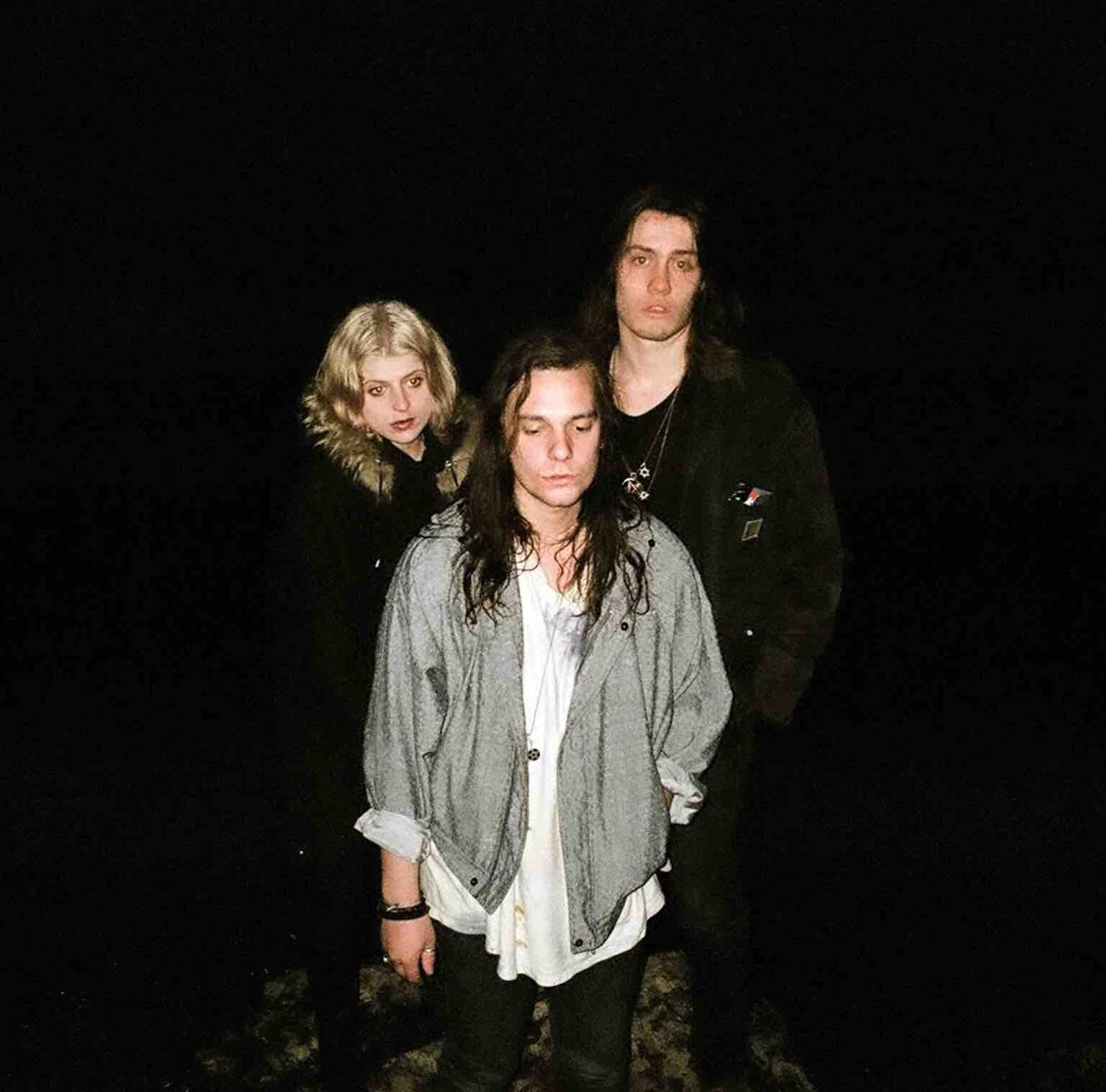 Salem: "Starfall" (VÍDEO) - Música Instantânea