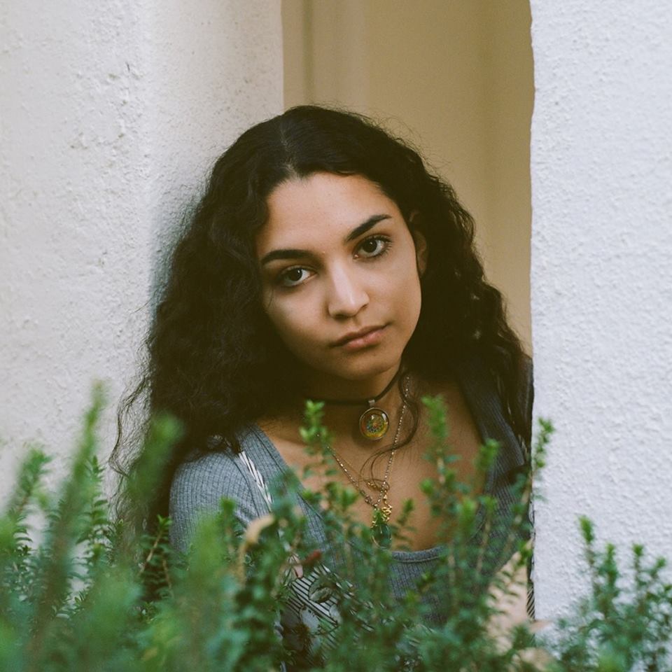 Ambar Lucid: "Get Lost In The Music" (VÍDEO) - Música Instantânea