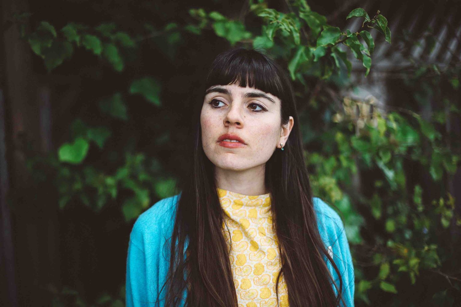 Hazel English: "Hamilton" - Música Instantânea