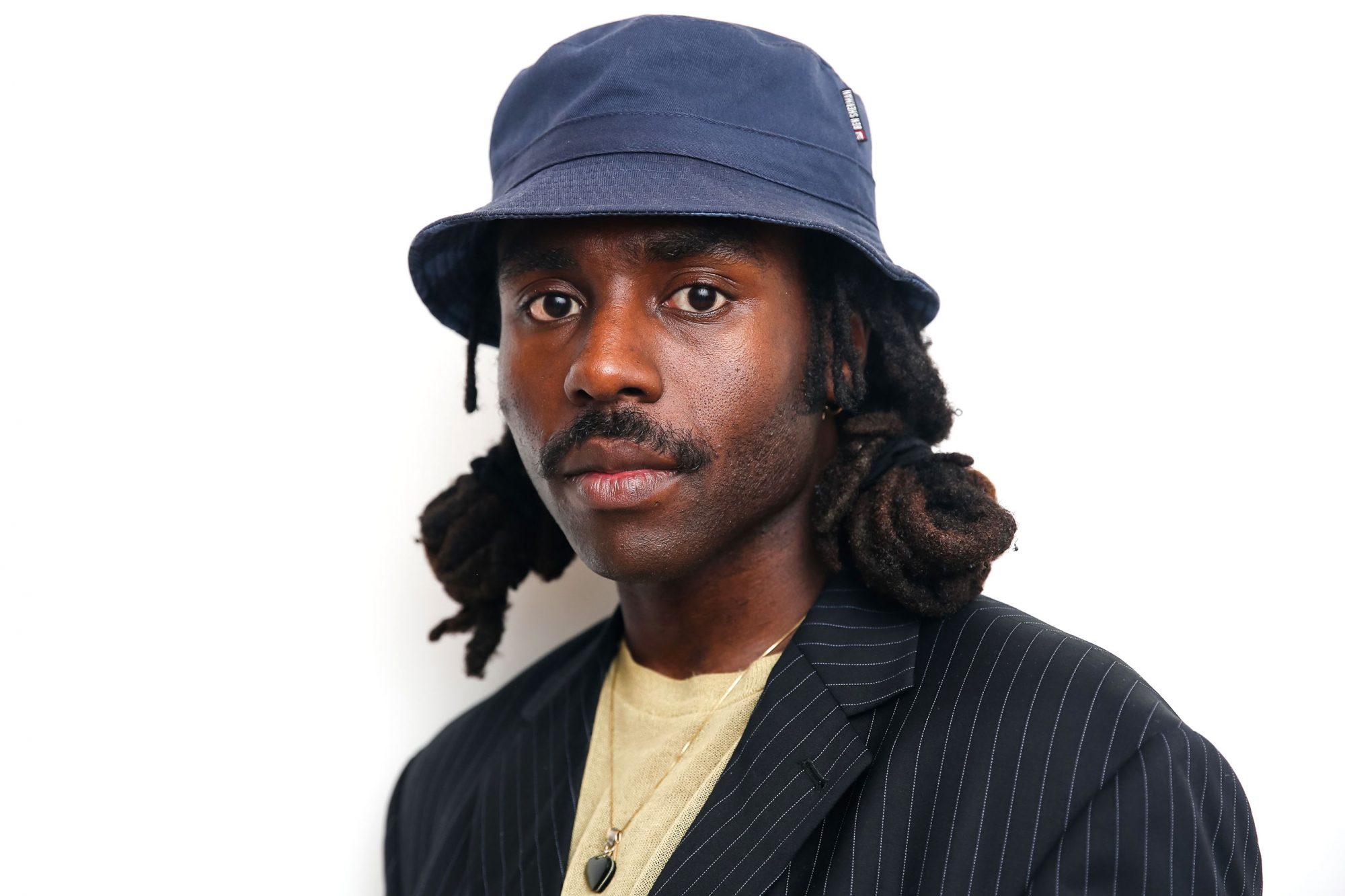 Ouça | Devonté Hynes: "Master Gardener" - Música Instantânea