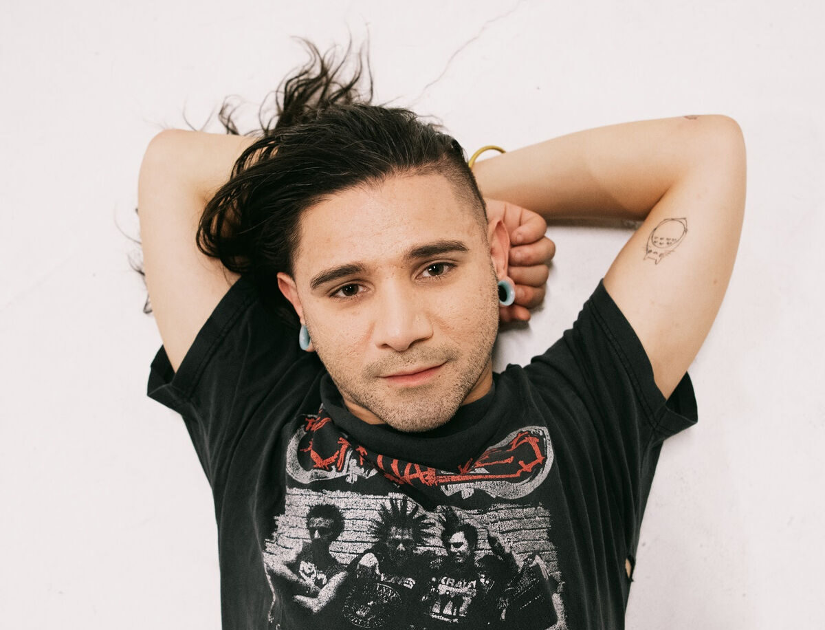 Skrillex: "Hit Me Where It Hurts" (feat. Dylan Brady & Caroline ...