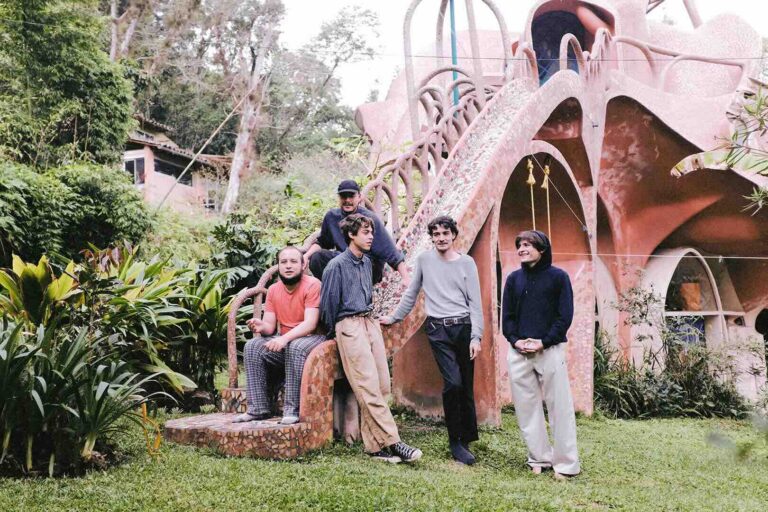 Ouça | Diles Que No Me Maten: "Escrito en Agua" - Música Instantânea
